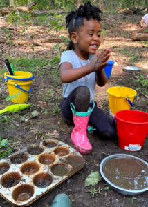 Making Mud Pies: 5 Steps for Using Mud Play to Meet Curriculum Goals ...